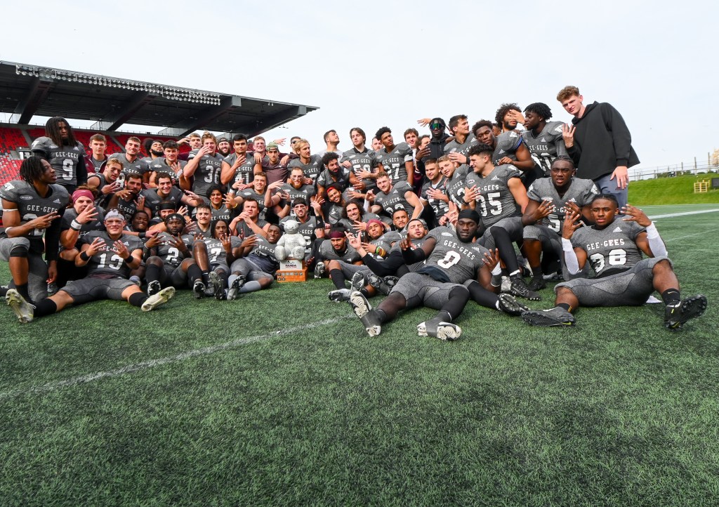 Ottawa Gee-Gees ride hot offence to blowout win in 2022 Panda Game